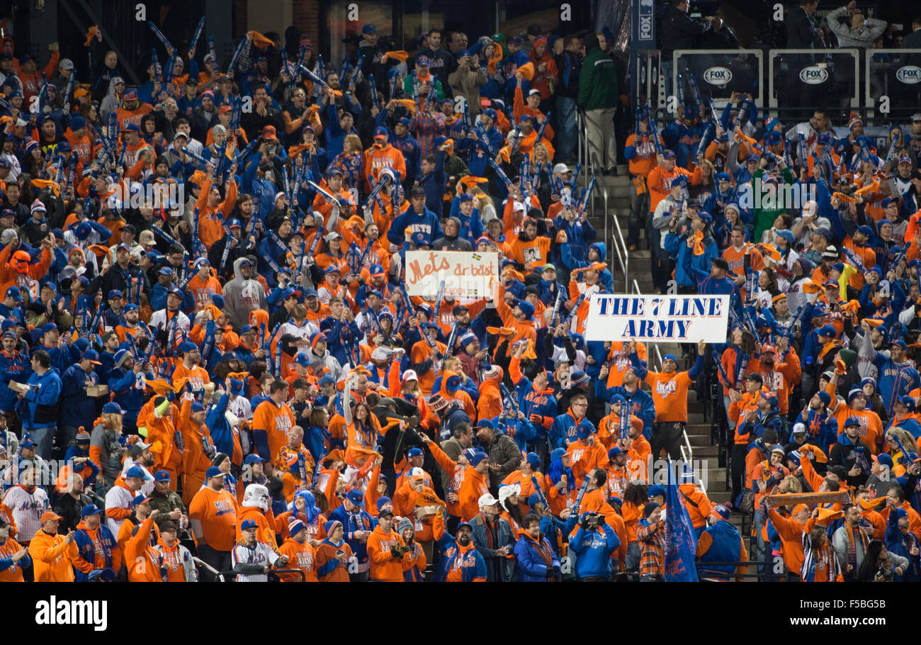 Citi field crowd hi-res stock photography and images - Alamy
