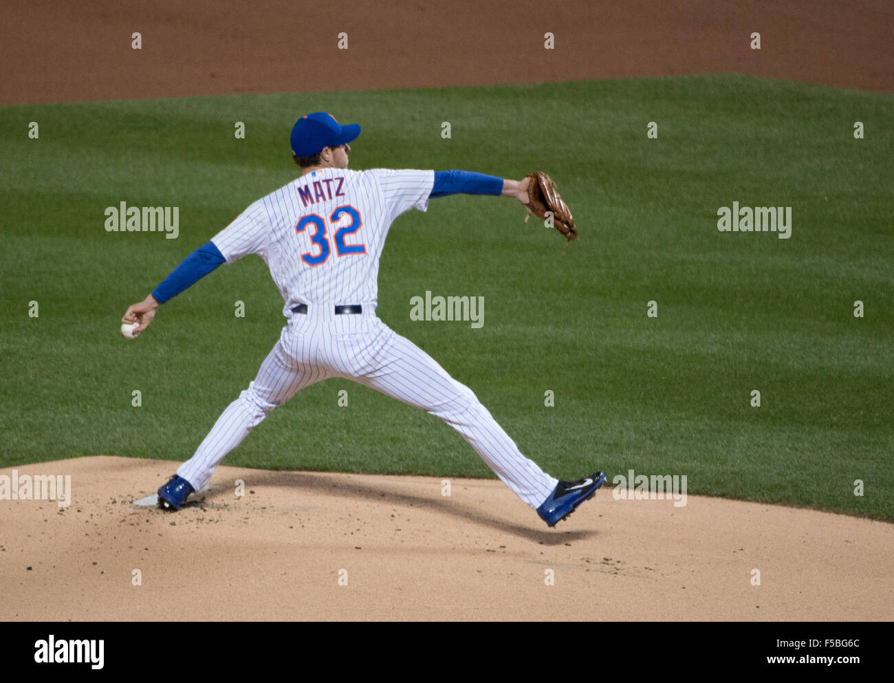 New York, NY, USA. 31st Oct, 2015. New York Mets starting pitcher ...