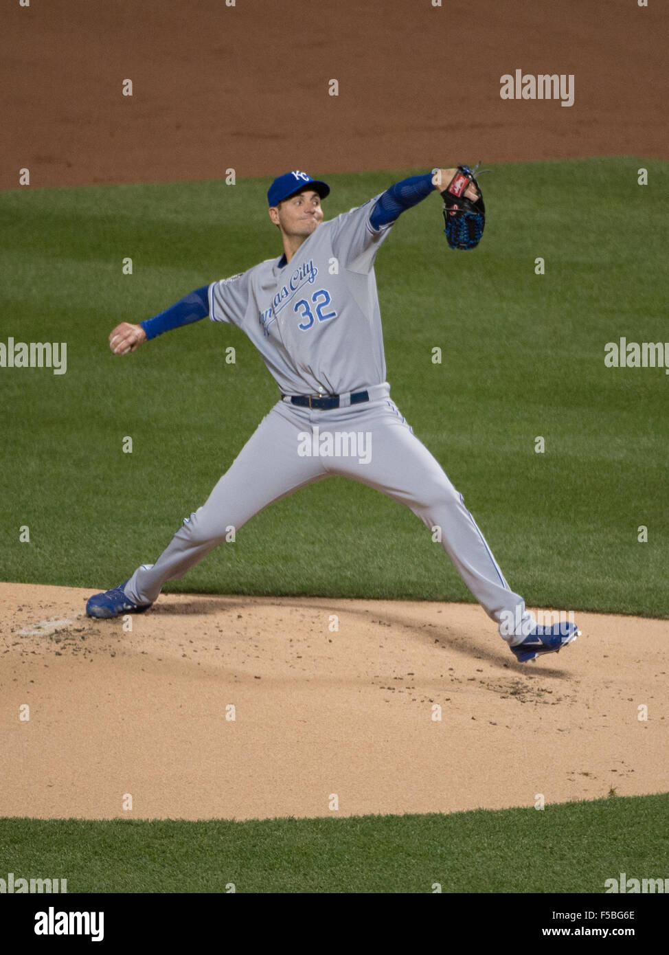 New York, NY, USA. 31st Oct, 2015. Kansas City Royals starting pitcher ...