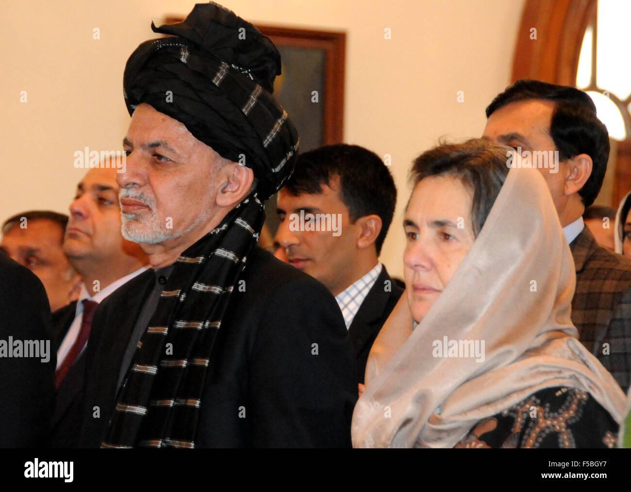 Kabul, Afghanistan. 1st Nov, 2015. Afghan President Mohammad Ashraf Ghani (L) attends the fifth ...