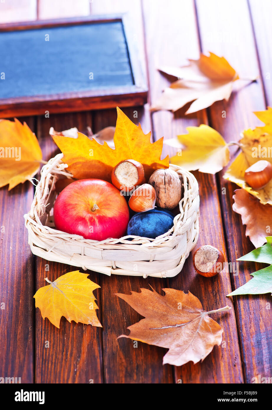 Cob apple tree hi-res stock photography and images - Alamy