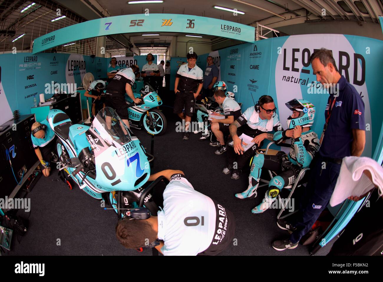 Sepang Circuit, Malaysia. 24th Oct, 2015. The Leopard Racing Team ...