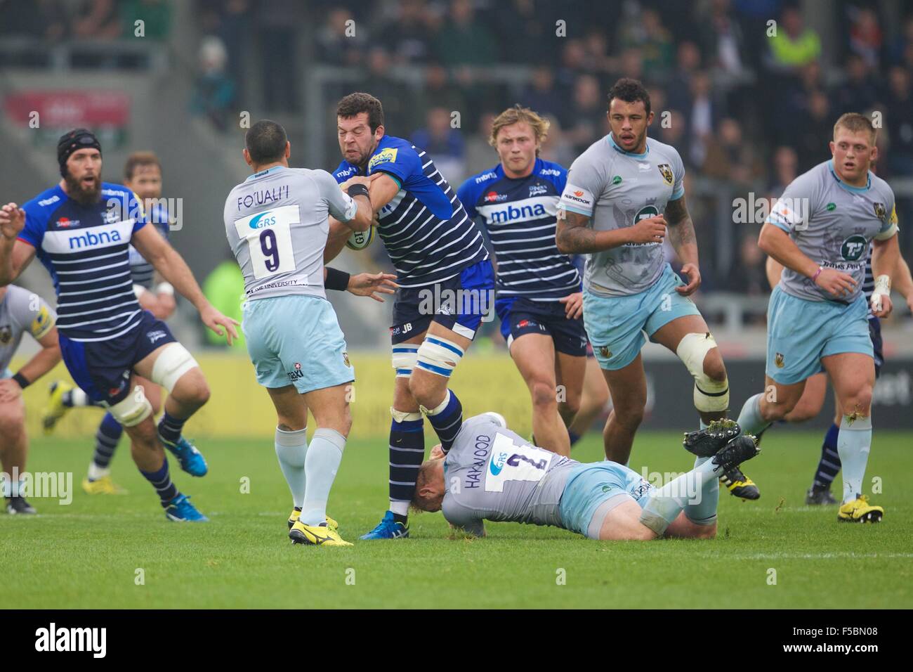 Rugby number 8 scrum hi-res stock photography and images - Alamy