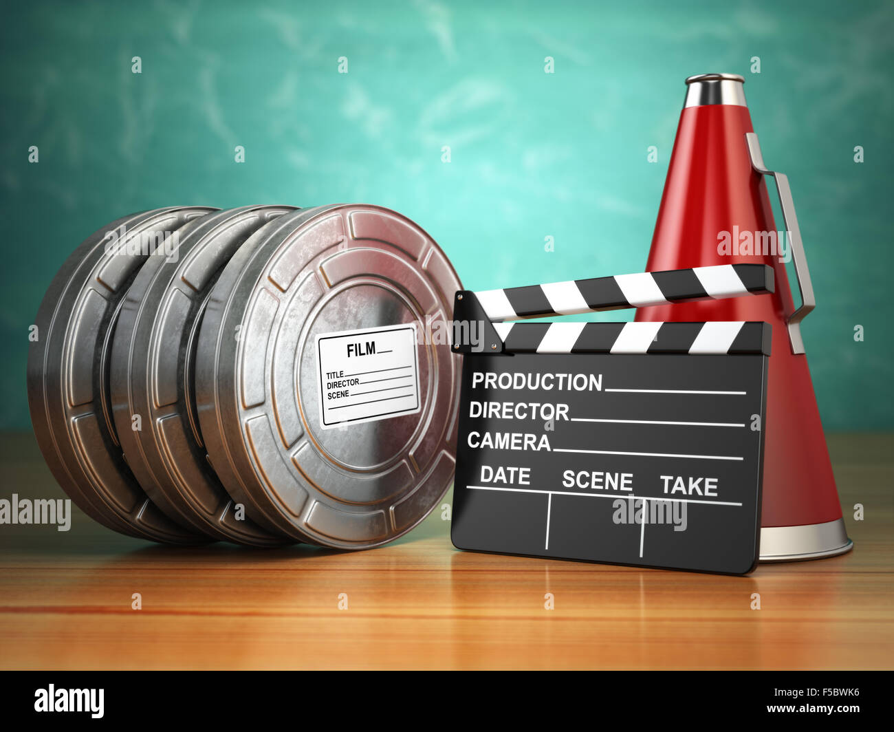 Vintage cinema film reels hi-res stock photography and images - Alamy