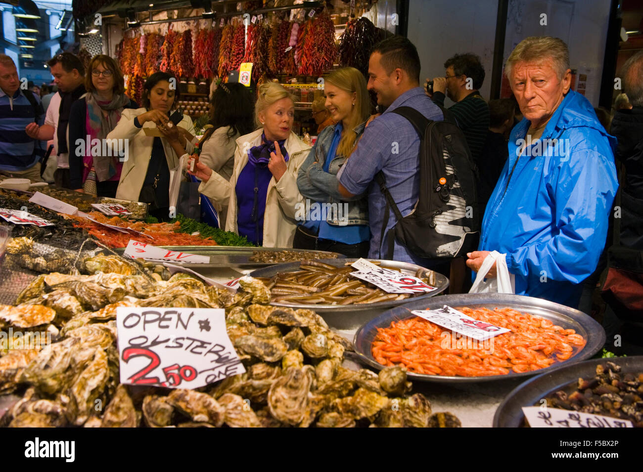 Shellfish in market stall inside hi-res stock photography and images ...