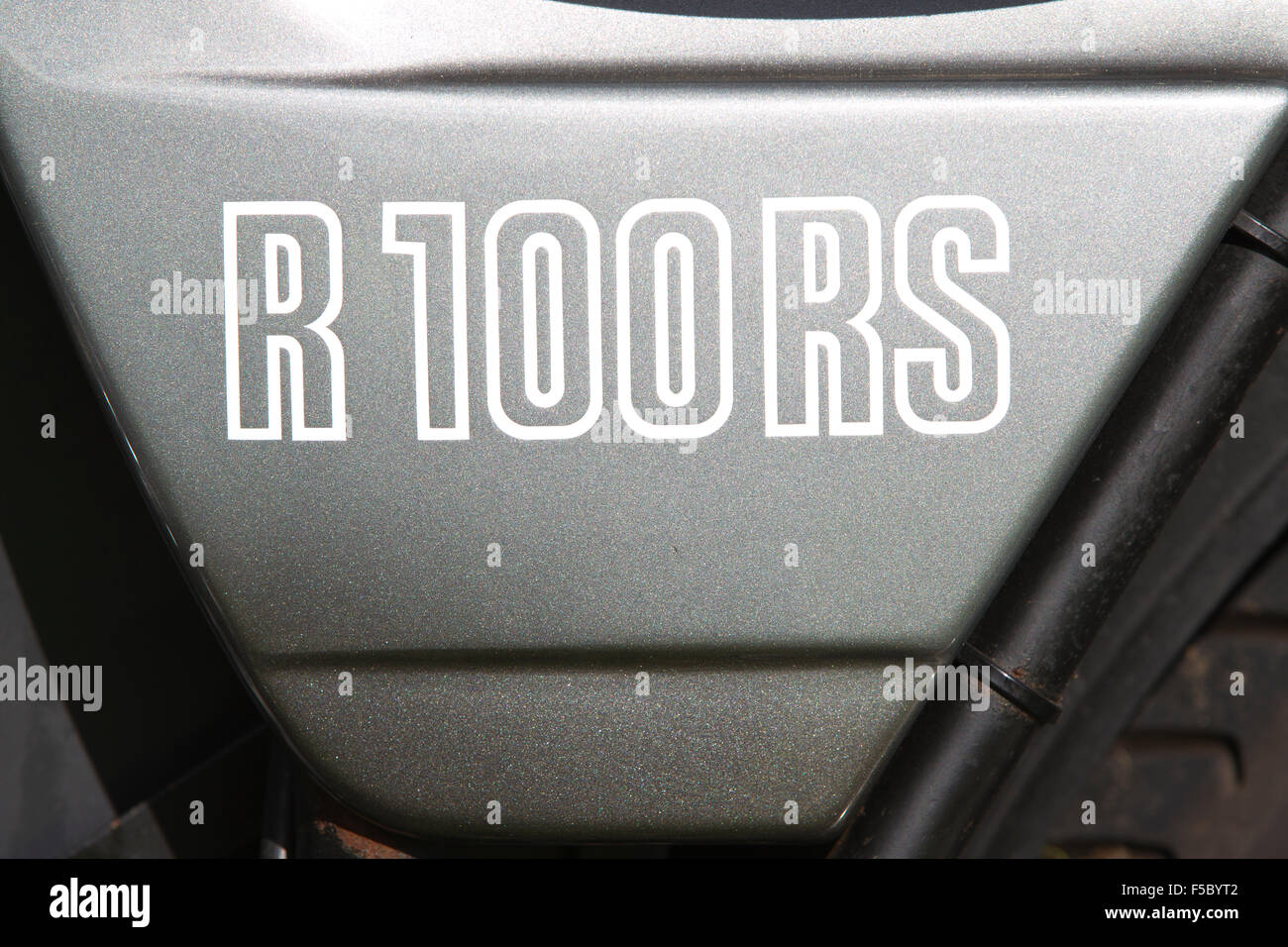 1976 BMW R100 RS two-cylinder air-cooled engine full-fairing motorbike ...