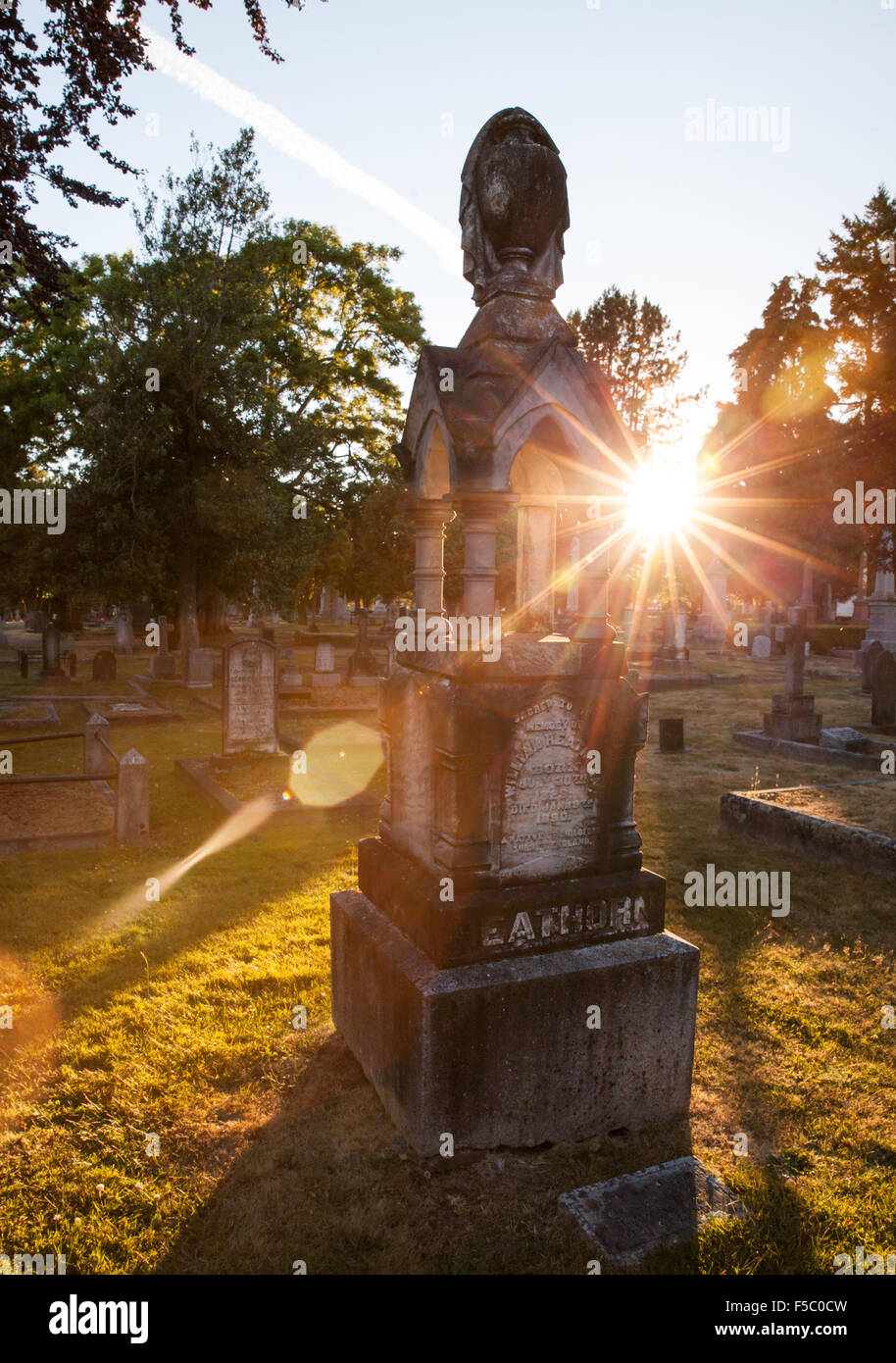 Victoria ross bay cemetery hi-res stock photography and images - Alamy