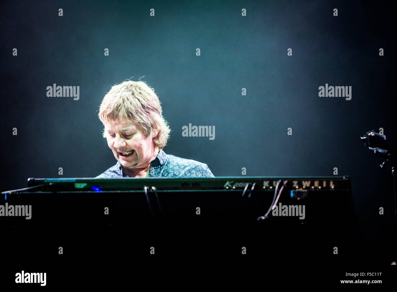 Deep purple concerto hi-res stock photography and images - Alamy