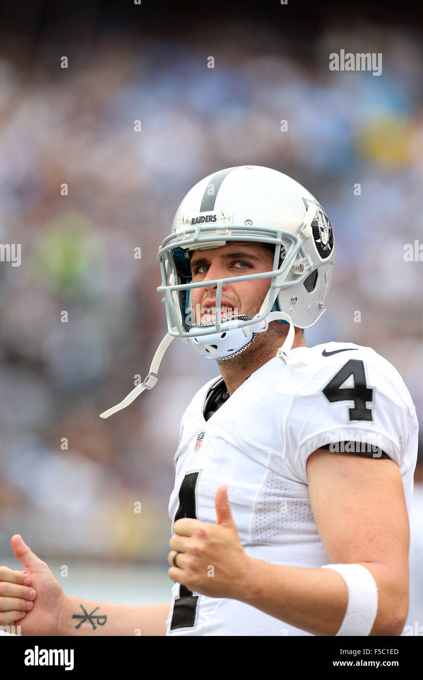 October 25, 2015 Quarterback Derek Carr #4 of the Oakland Raiders in ...