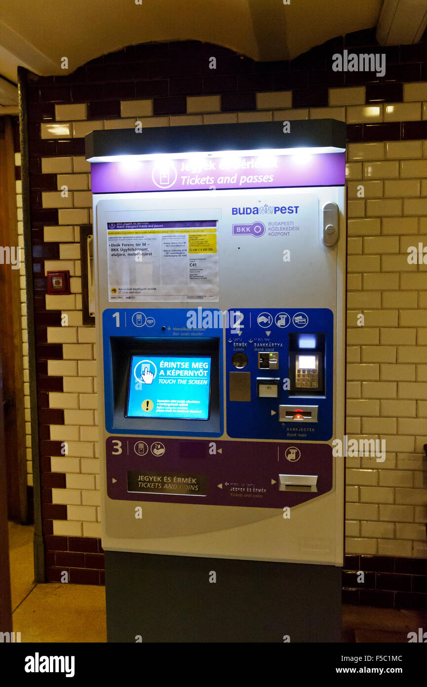 Train Ticket Machine High Resolution Stock Photography and Images - Alamy