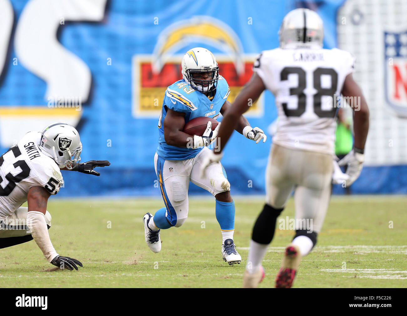 October 25, 2015 San Diego Chargers running back Branden Oliver #43 ...
