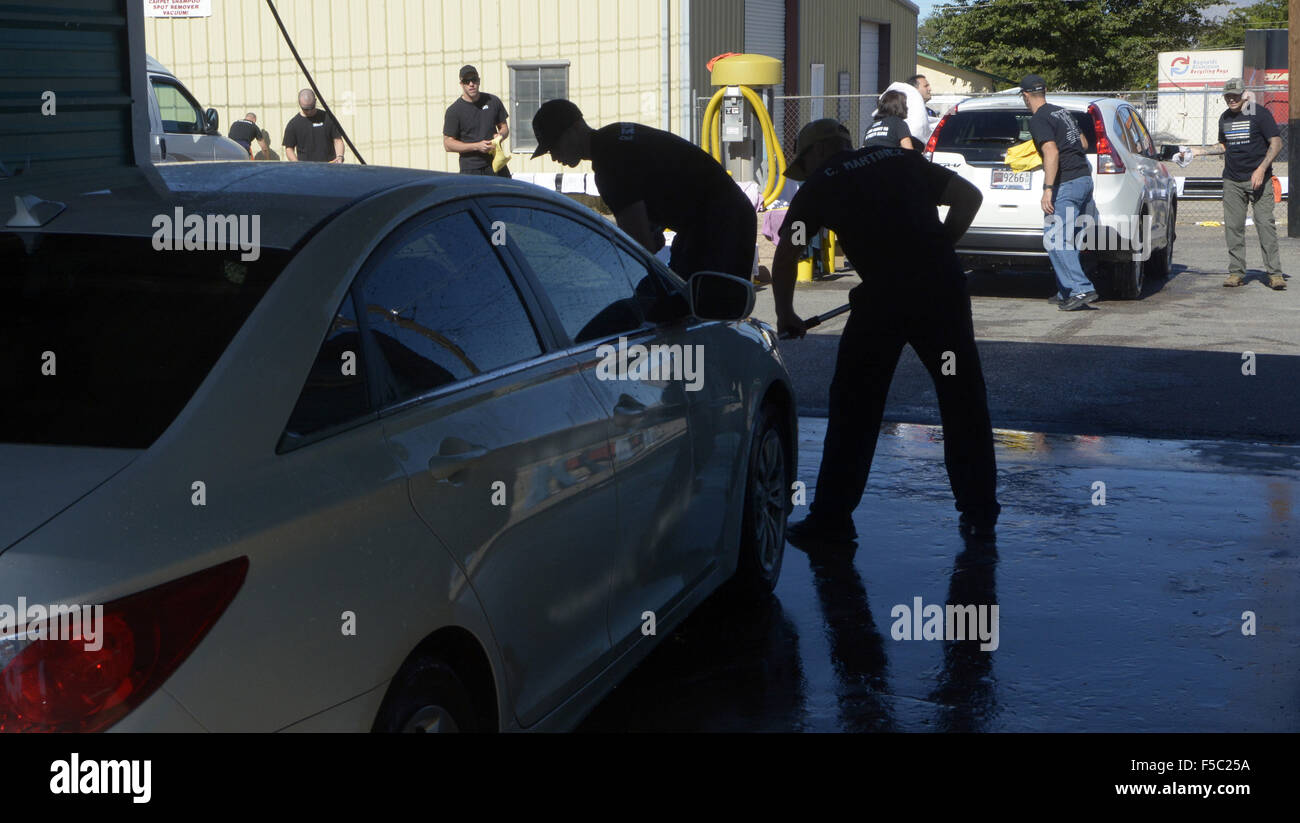 Usa. 1st Nov, 2015. ASEC -- APD cadets Robert Sanchez, left, and ...