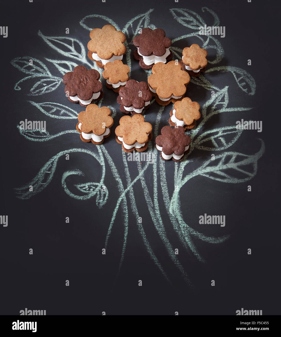 Mini smores hi-res stock photography and images - Alamy