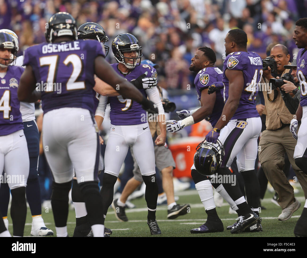 Baltimore Ravens K Justin Tucker (9) reacts after his game-winning ...