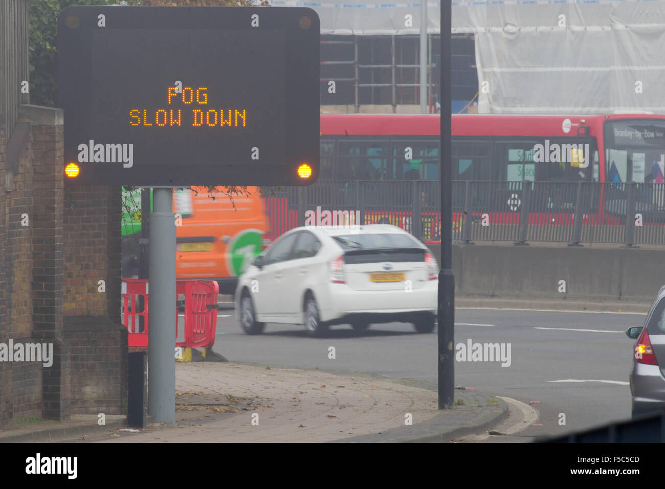 Motorway matrix sign hi-res stock photography and images - Alamy