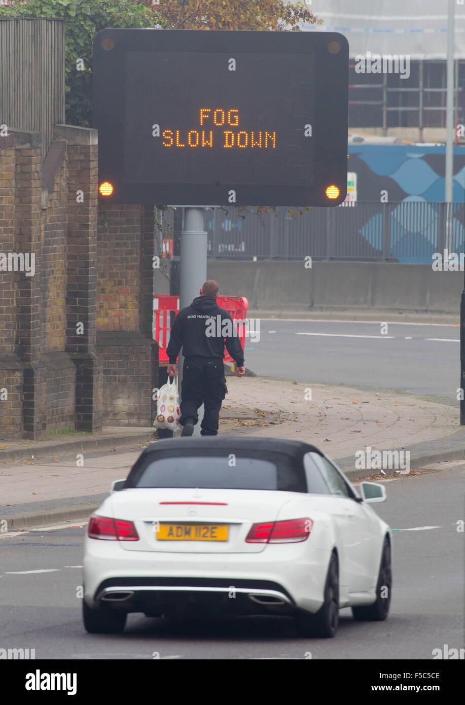 Motorway matrix sign hi-res stock photography and images - Alamy