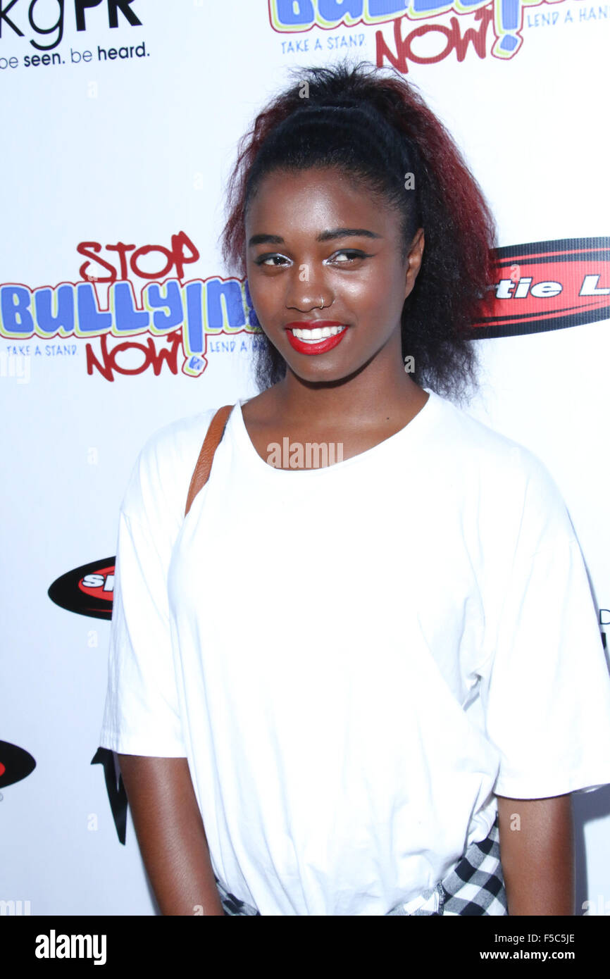 Pre-VMA Charity Event benefit 'Share Your Soul' Shop & Champagne Sip ...