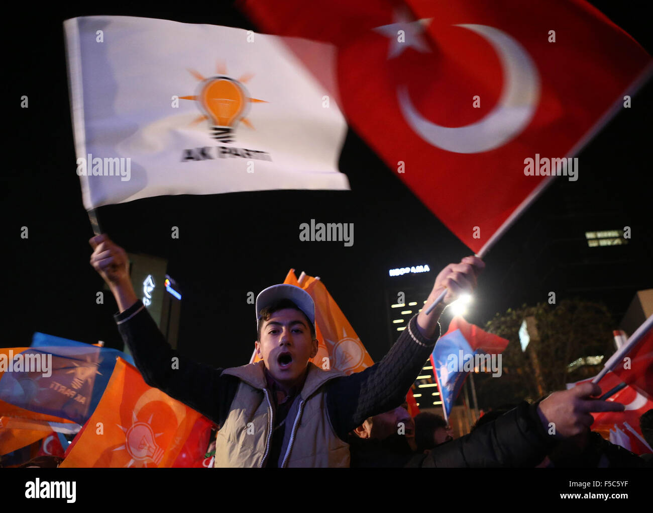 Ankara, Turkey. 1st Nov, 2015. Supporters of Turkey's ruling Justice ...