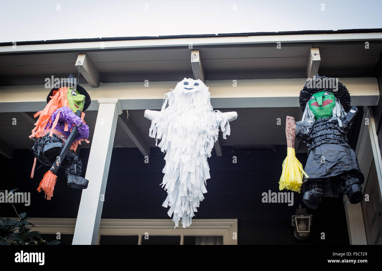 Pinatas hi-res stock photography and images - Alamy