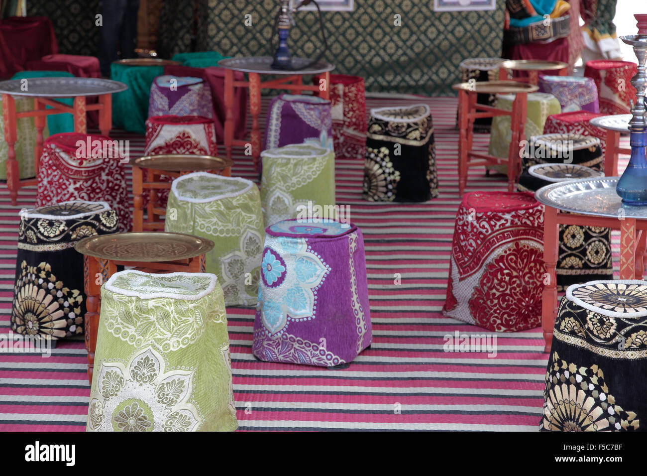 Moroccan tea tent hi-res stock photography and images - Alamy