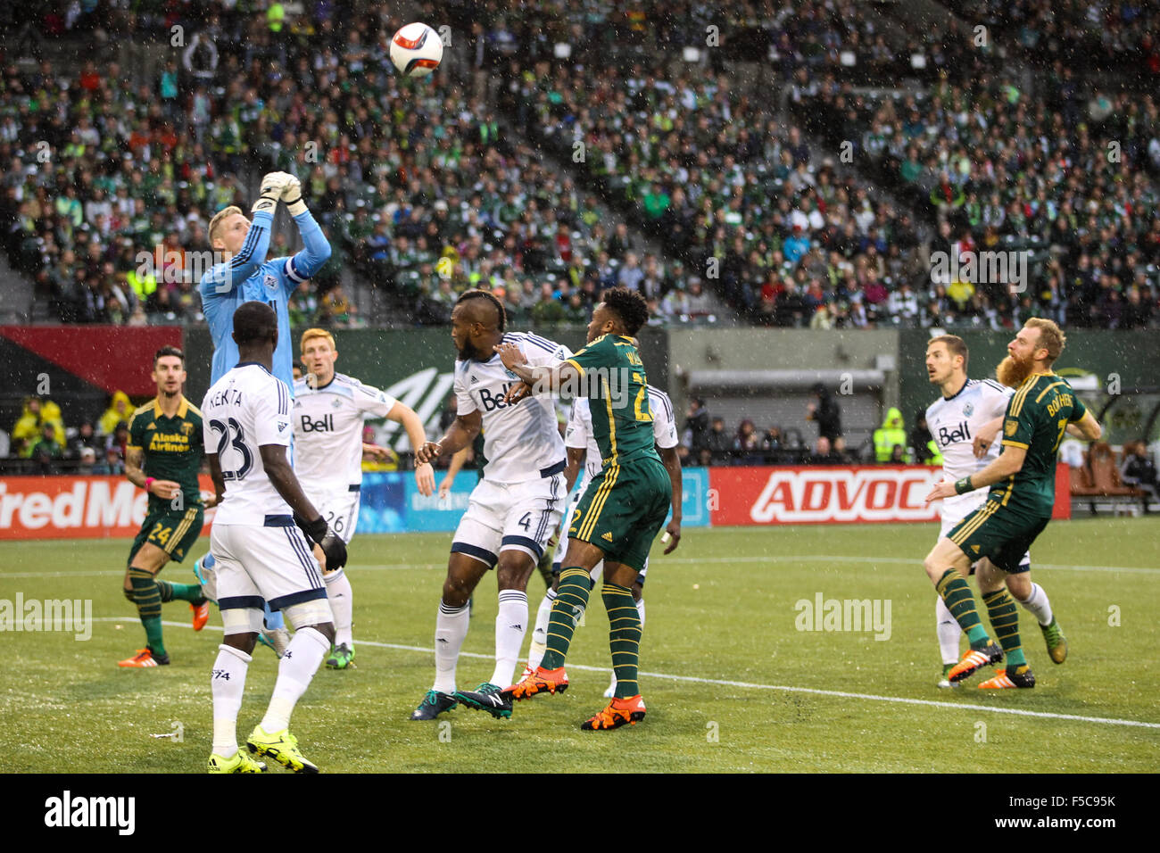 Portland, Oregon, USA. 1st Nov, 2015. DAVID OUSTED (1) clears the ball ...