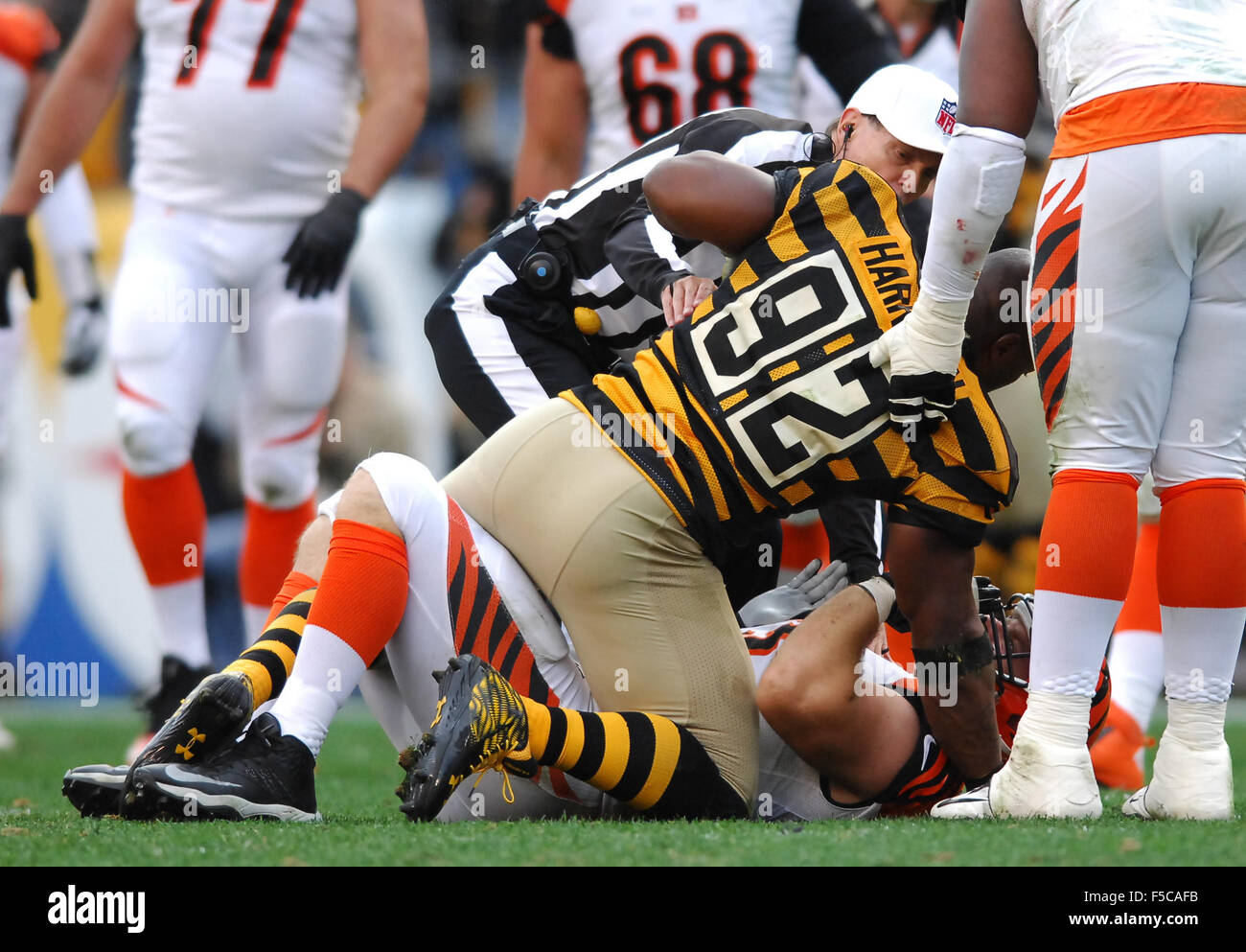 Pittsburgh, PA, USA. 1st Nov, 2015. James Harrison #92 during the ...