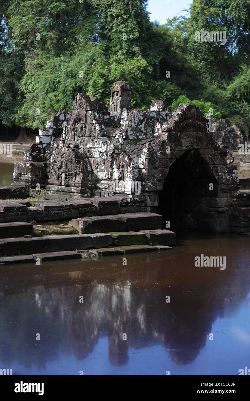 Temple in water Stock Photo - Alamy