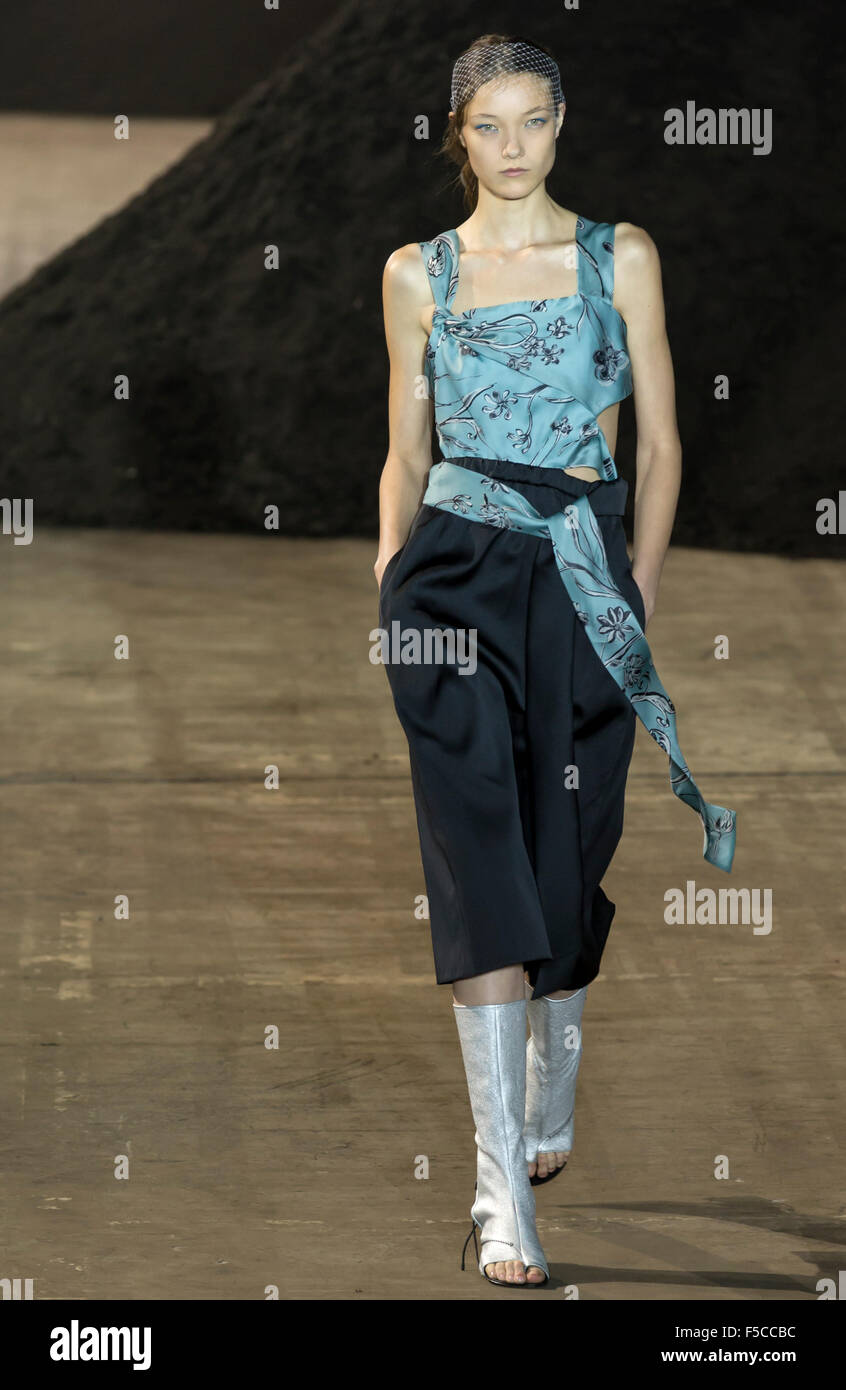New York, NY - September 14, 2015: Yumi Lambert walks the runway at the ...