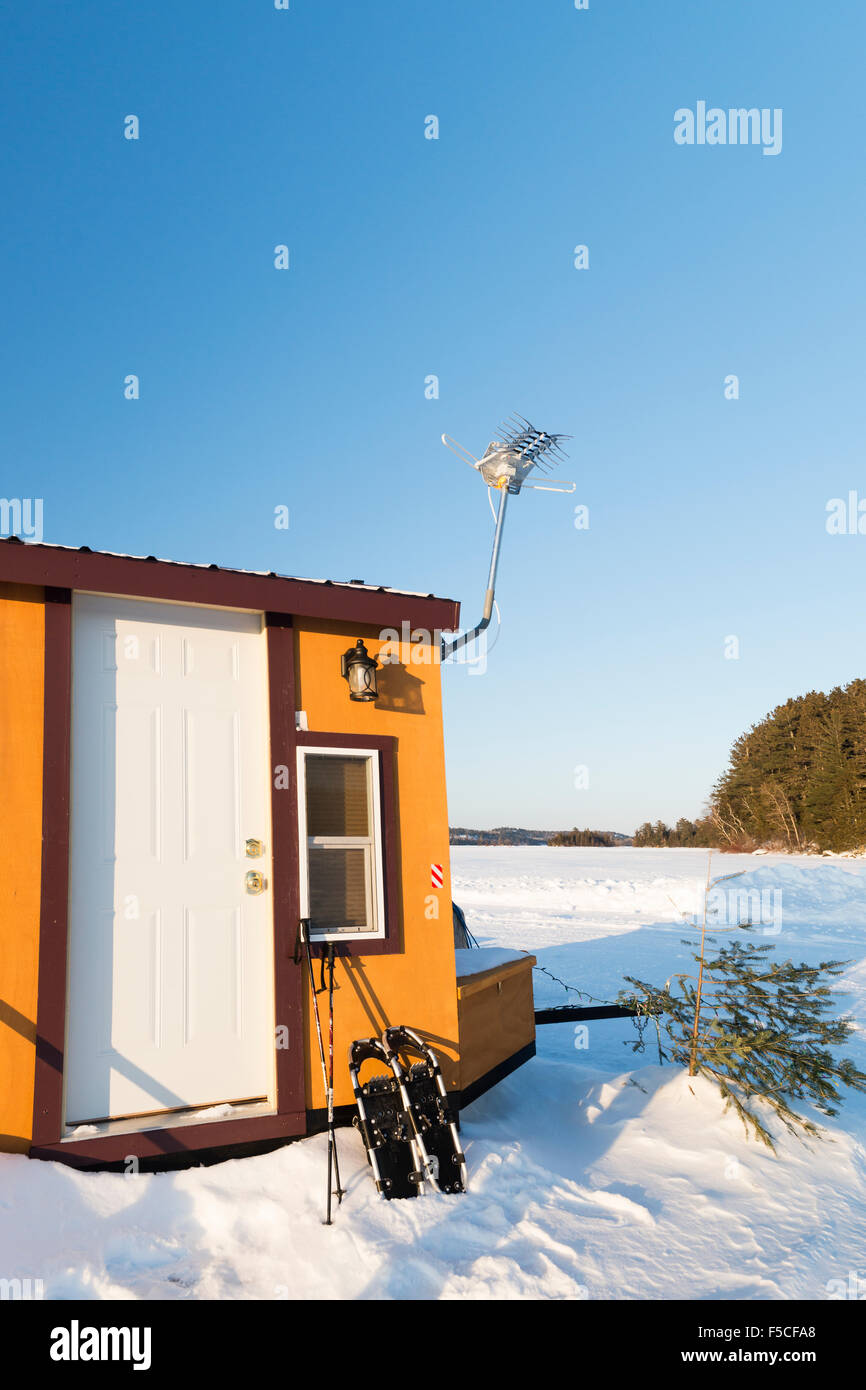 Ice fishing house hi-res stock photography and images - Alamy