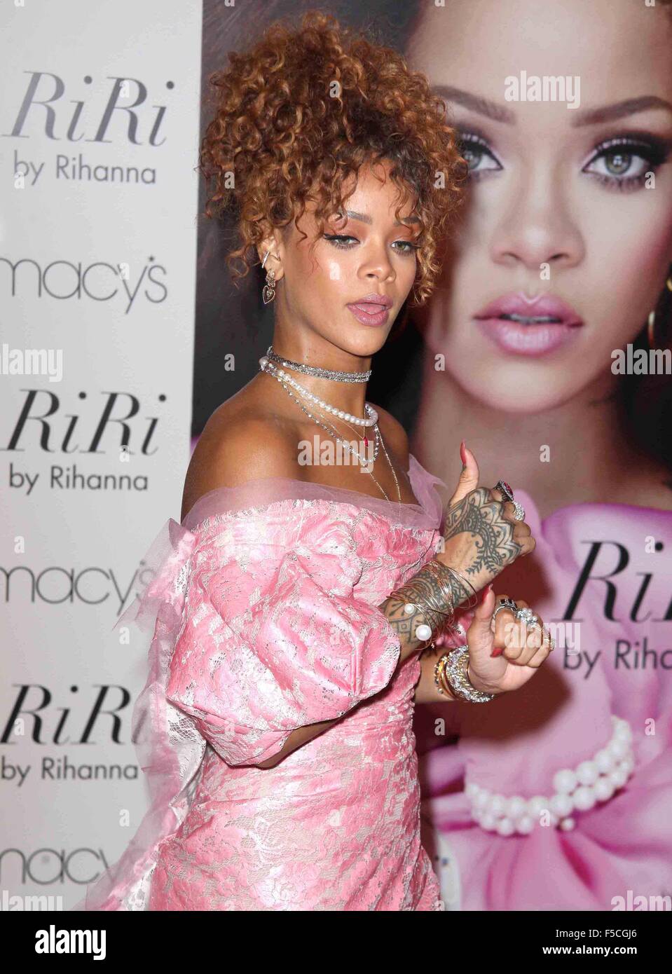 Rihanna launches her new fragrance 'RiRi' at Macy's Brooklyn Downtown ...