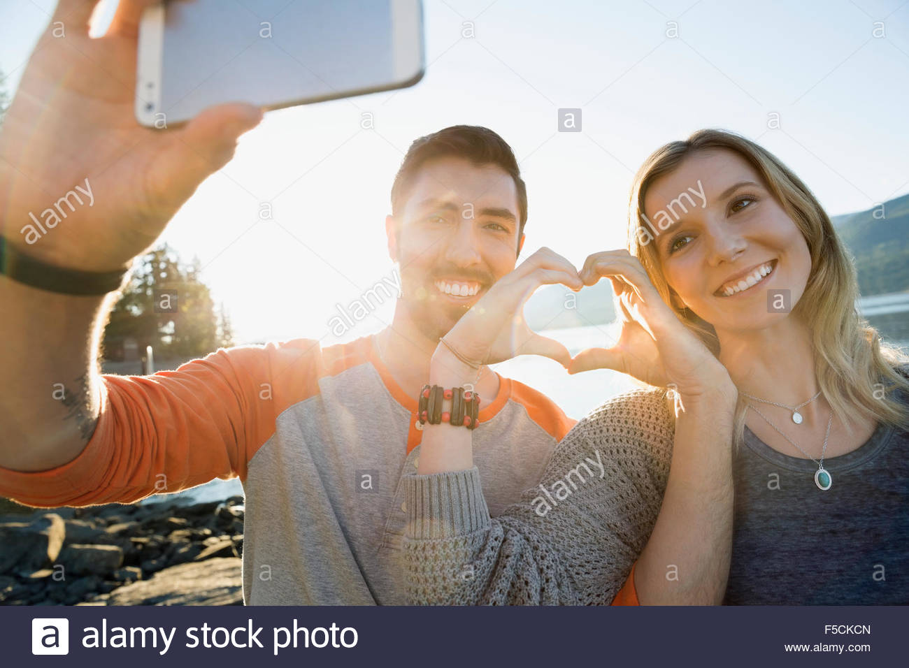 Couple heart hands close up hi-res stock photography and images - Alamy