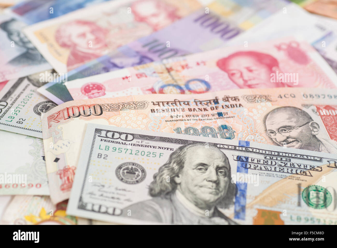 International currencies banknotes Stock Photo - Alamy