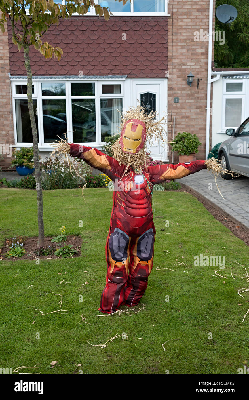 Pattingham scarecrow festival Staffordshire 2015 ironman Stock Photo ...
