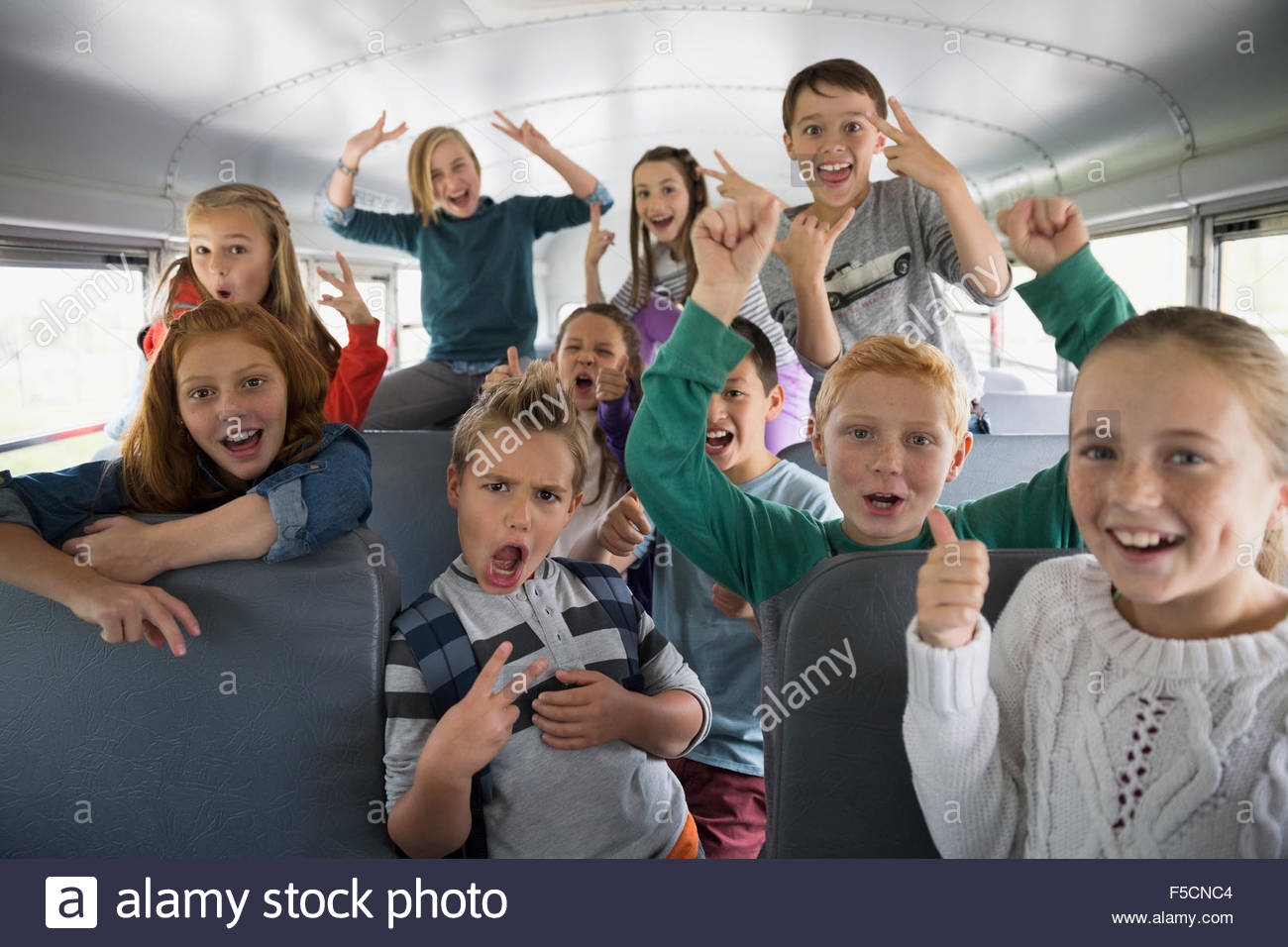 People sitting on bus hi-res stock photography and images - Alamy