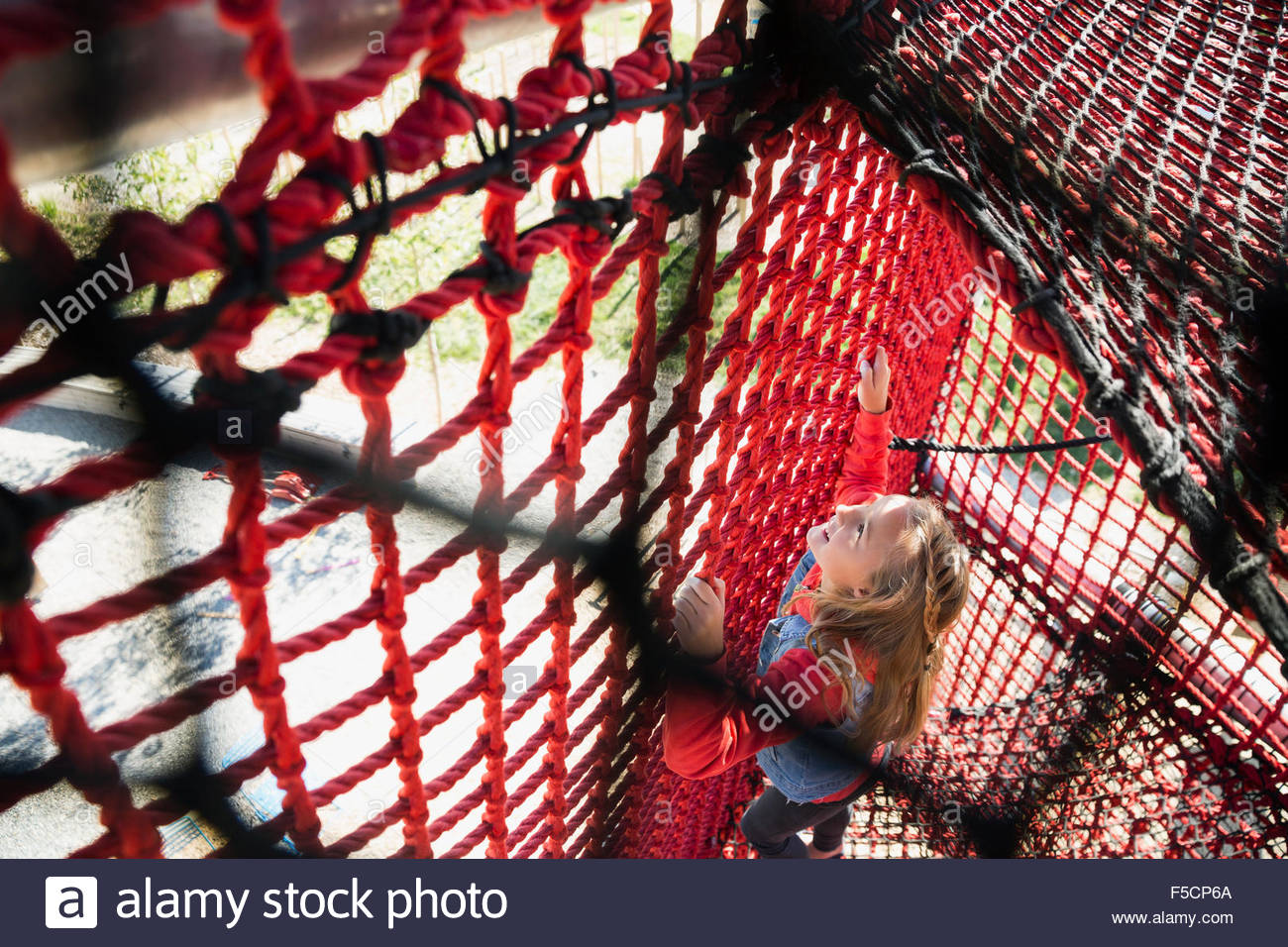 Rope climbing school hi-res stock photography and images - Alamy
