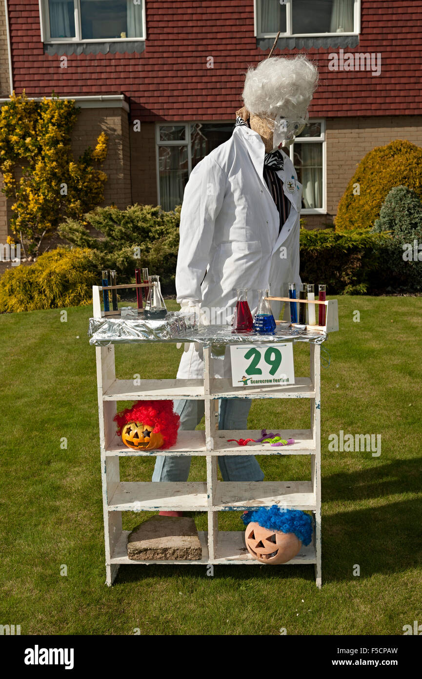 Mad puppet hi-res stock photography and images - Alamy