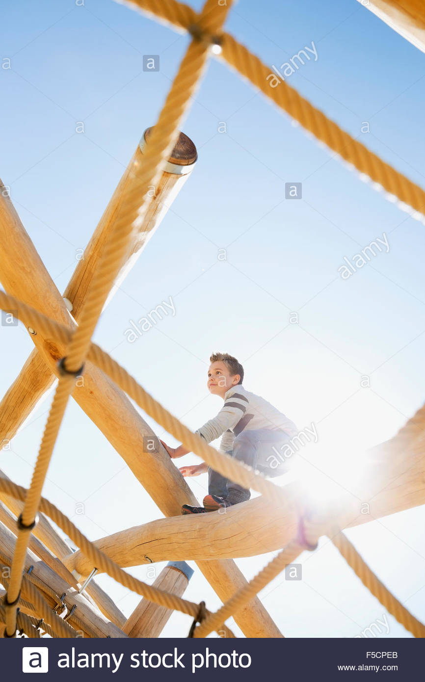 Climbing on log hi-res stock photography and images - Alamy