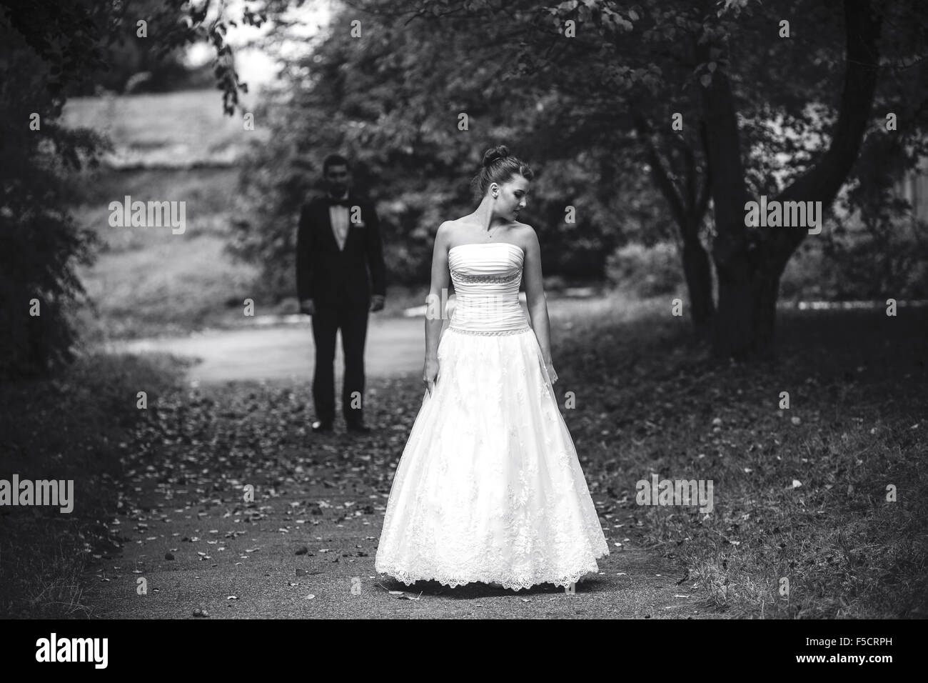 Bride waiting for her bridegroom Stock Photo - Alamy