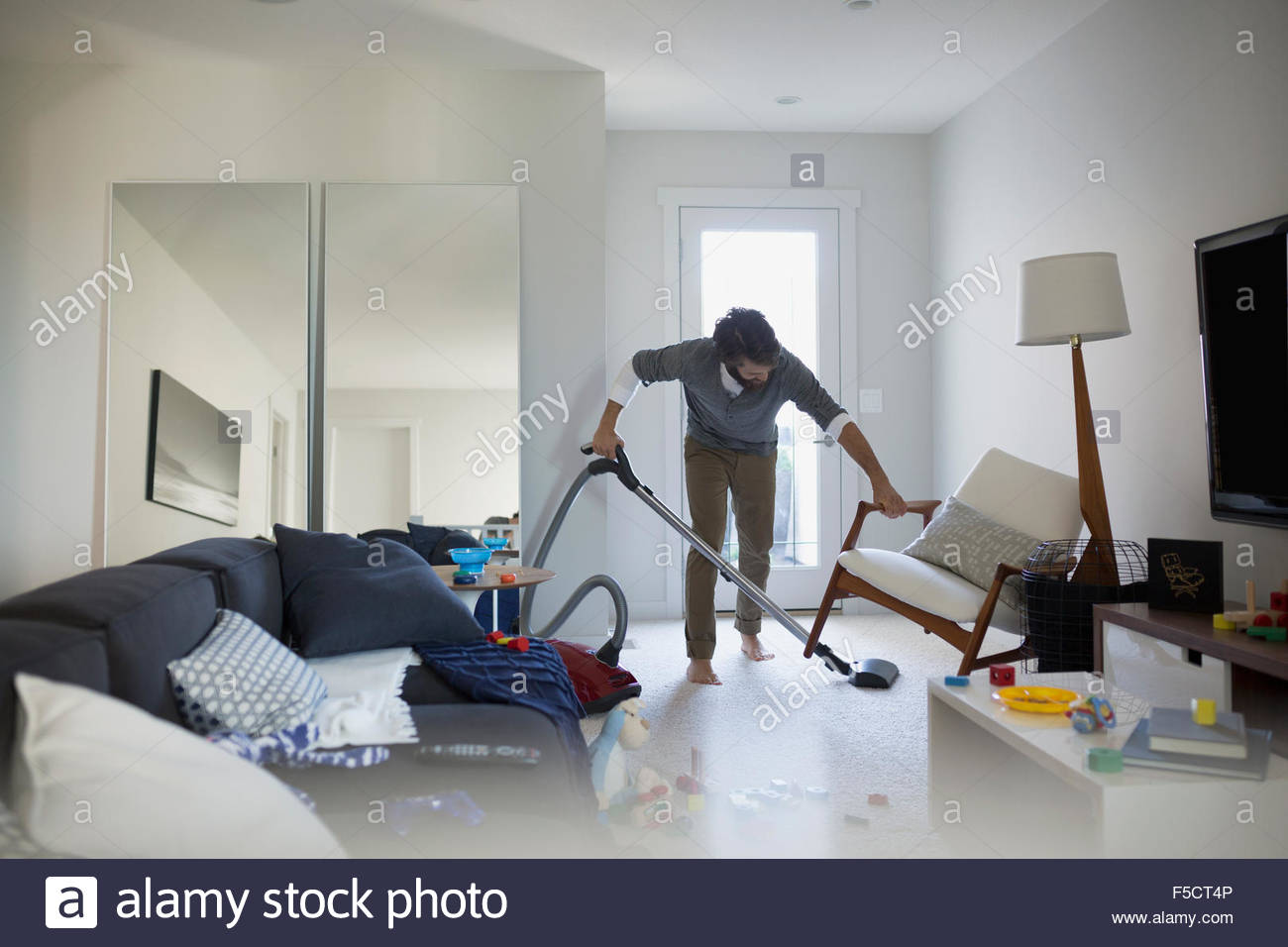 Vacuuming her room hi-res stock photography and images - Alamy