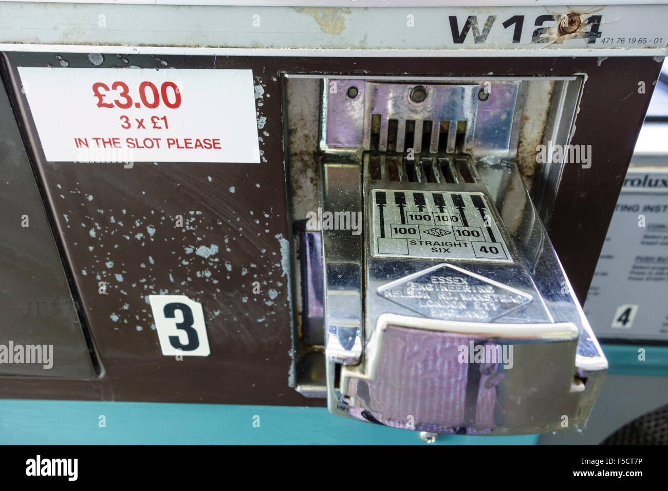 Coin washing hi-res stock photography and images - Alamy