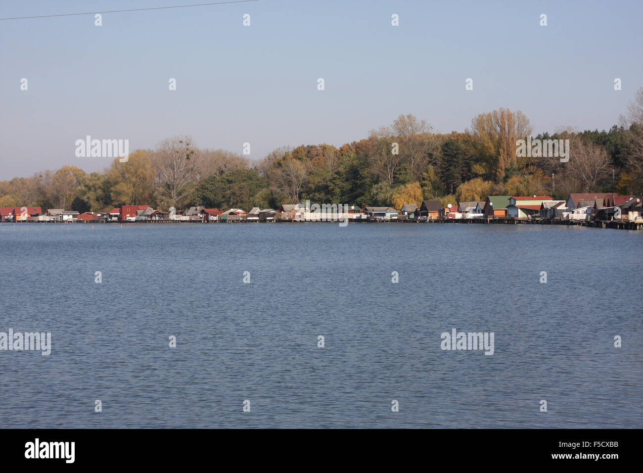 Bokod floating houses hi-res stock photography and images - Alamy