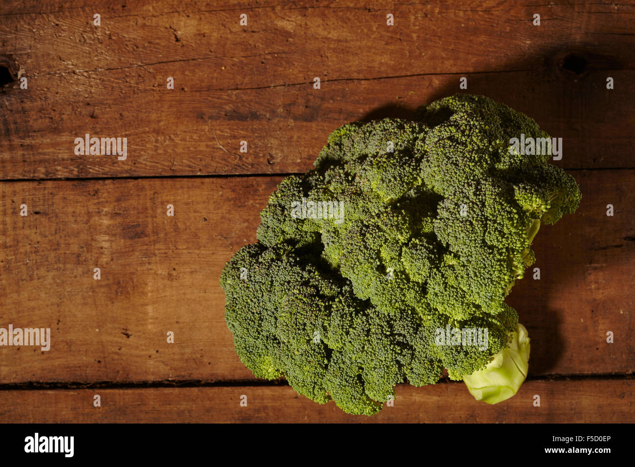 Fresh, raw broccoli Stock Photo - Alamy
