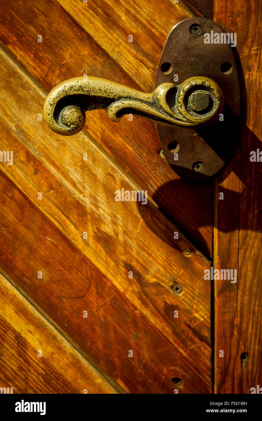 Old style gate lock hi-res stock photography and images - Alamy