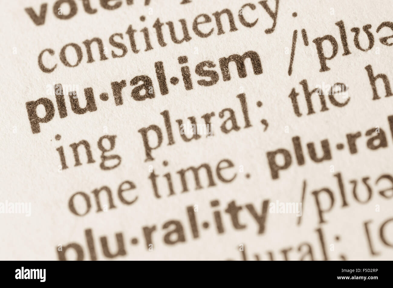 Definition of word pluralism in dictionary Stock Photo - Alamy