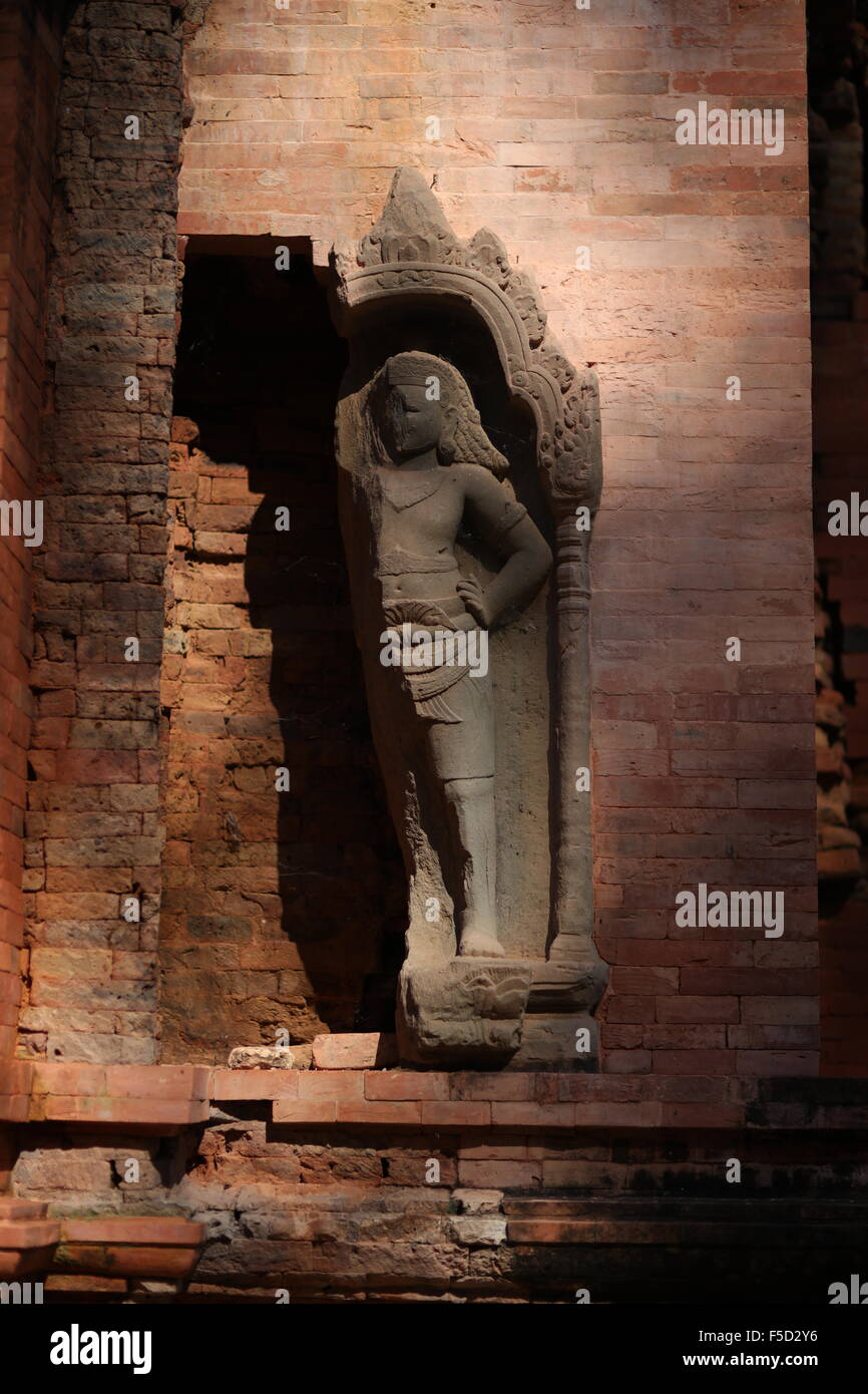 Half broken temple hi-res stock photography and images - Alamy