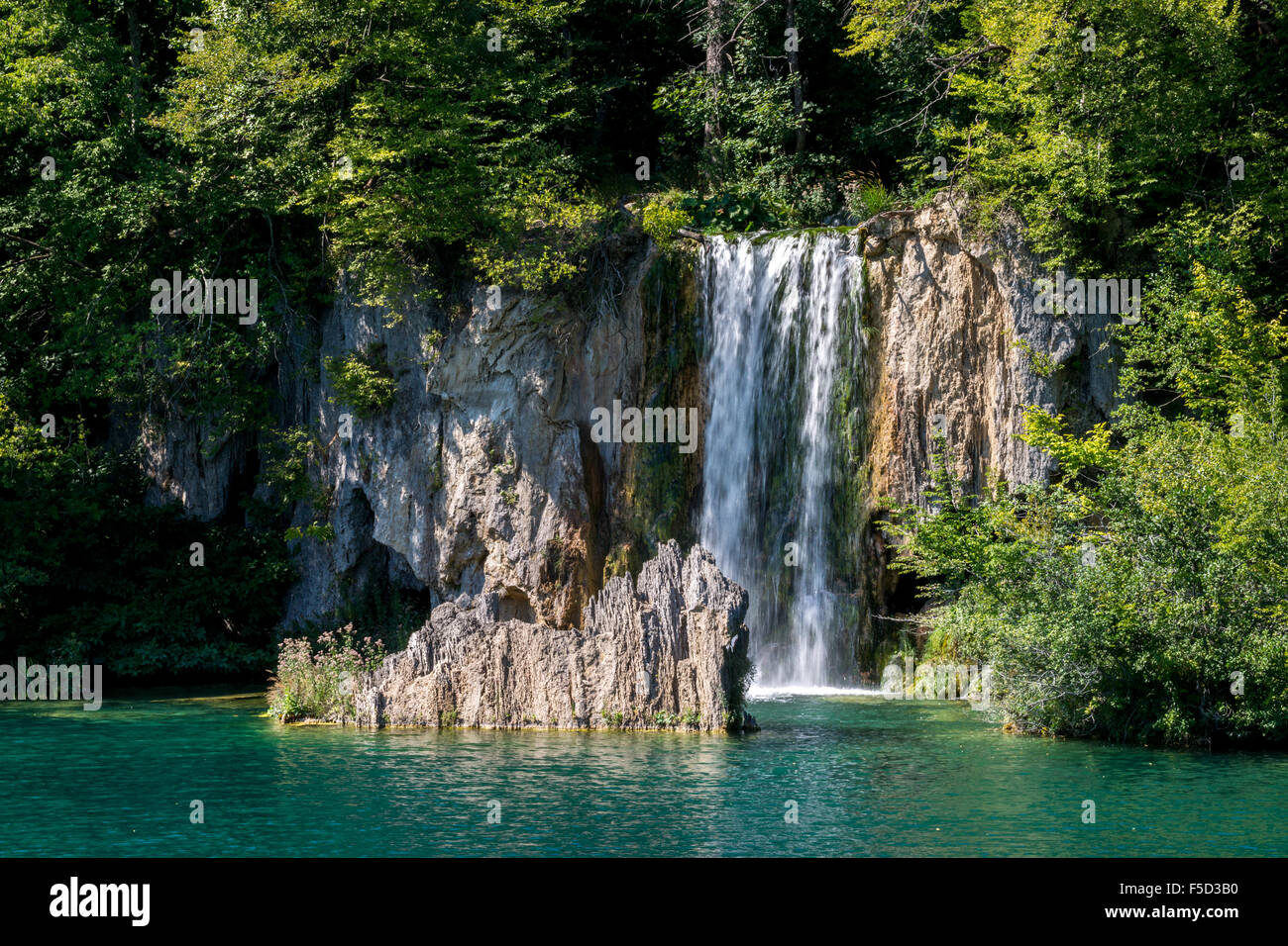 Waterfall at Plitvice National Park in Croatia Stock Photo - Alamy