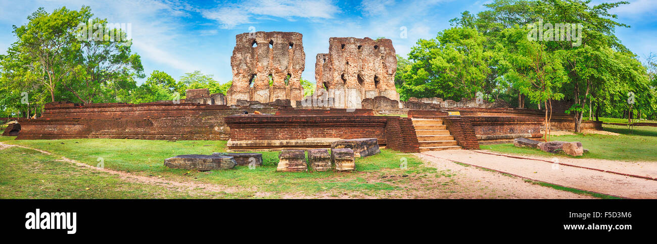 Royal Palace of King Parakramabahu in the world heritage city ...
