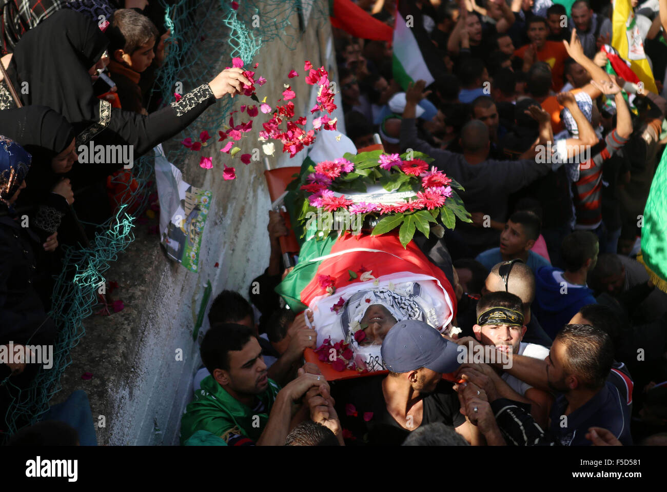 Qatana, West Bank, Palestinian Territory. 2nd Nov, 2015. Palestinians ...