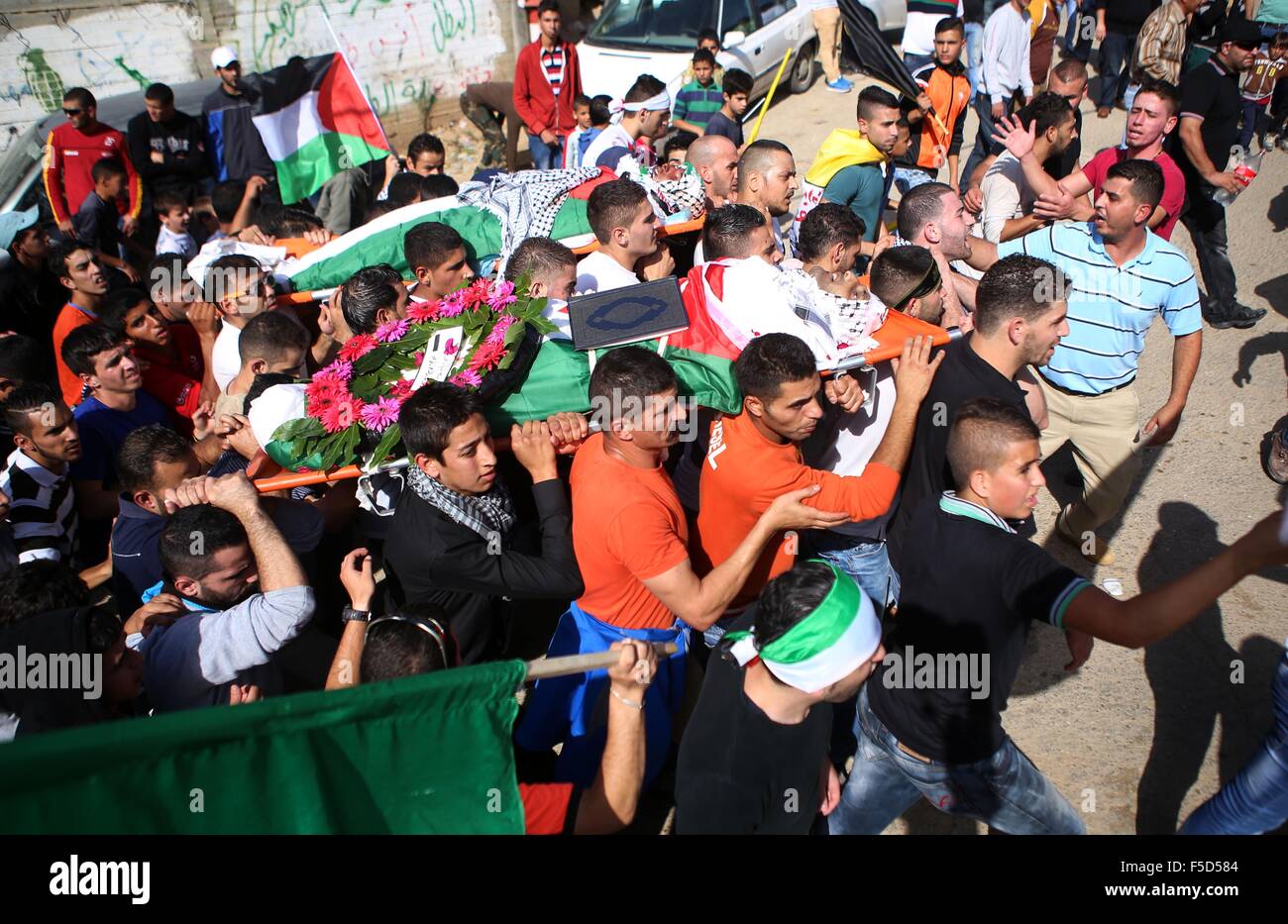 Qatana, West Bank, Palestinian Territory. 2nd Nov, 2015. Palestinians ...