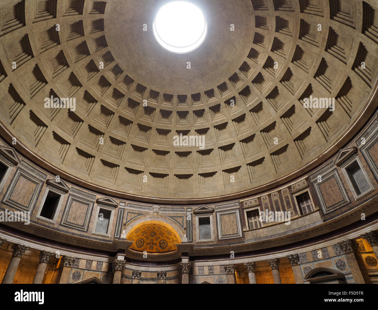 Pantheon dome interior with oculus. Rome, Italy Stock Photo - Alamy